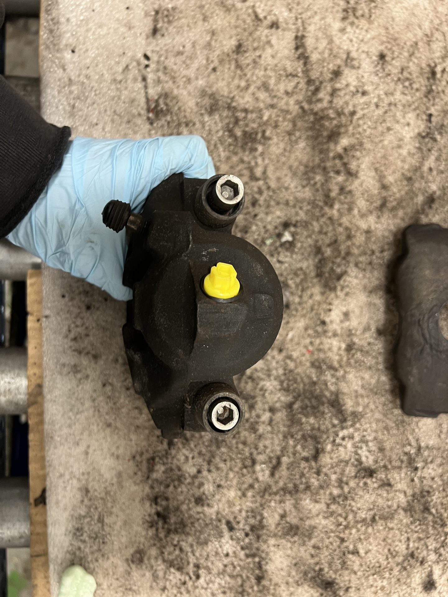 Ferrari 328 Brake Calipers Refurbishment