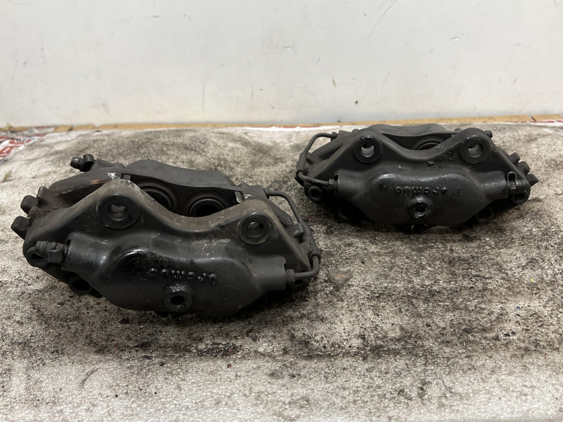 1994 Porsche 968 Brake Calipers Refurbishment