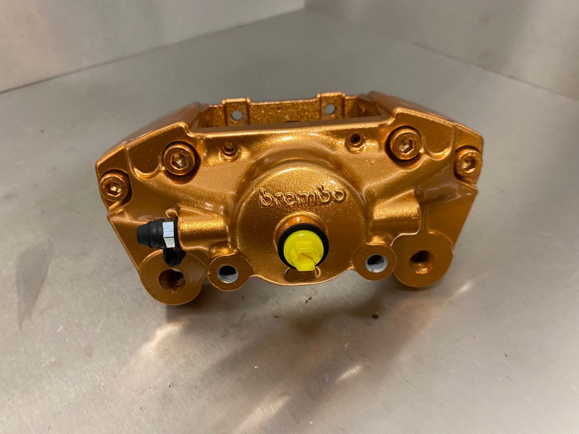 2006 Nissan 350z Brake Calipers Refurbishment and Paint