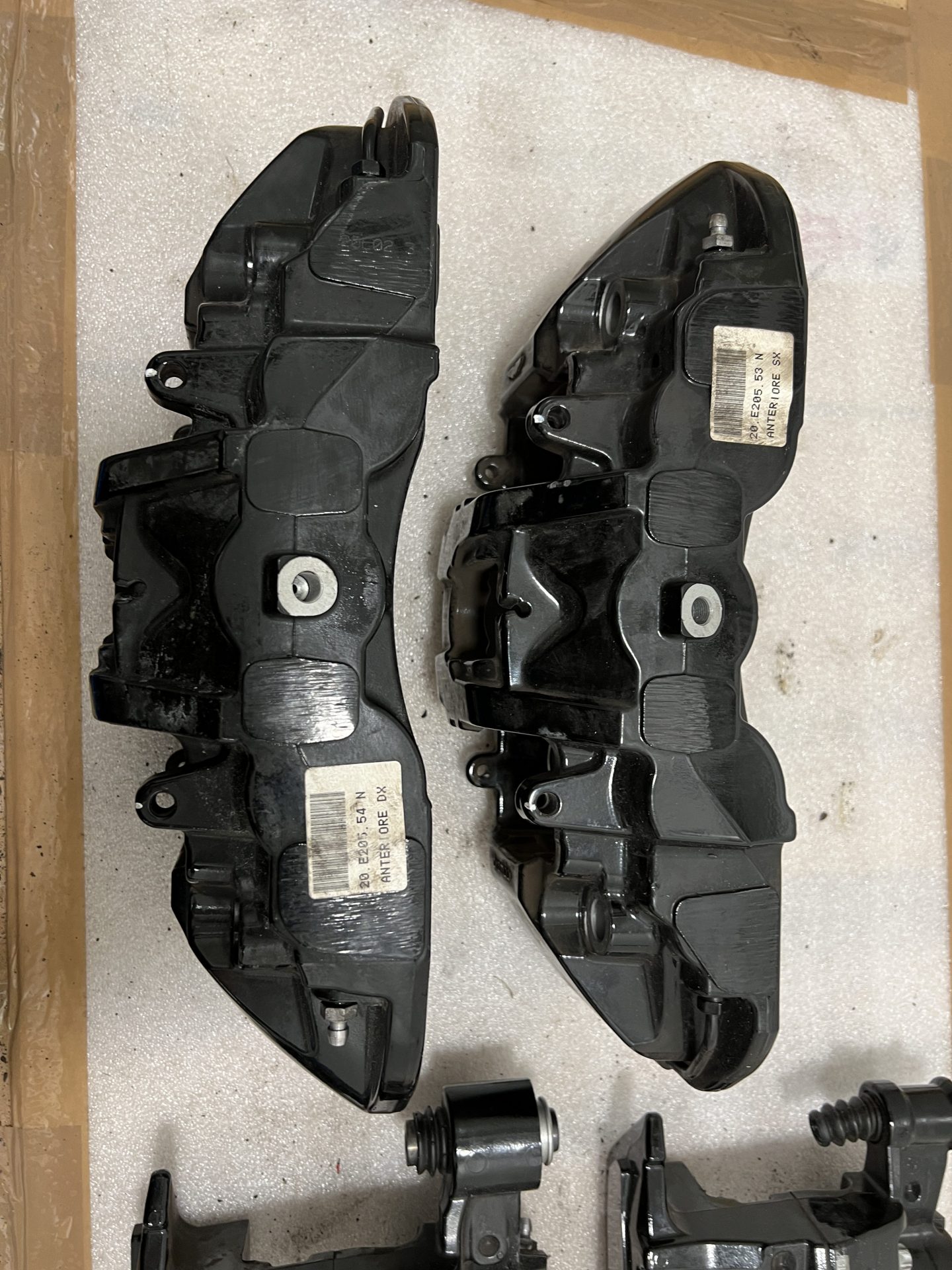 Aston Martin DBX Brake Calipers Painted i001127 | Professional Brake ...